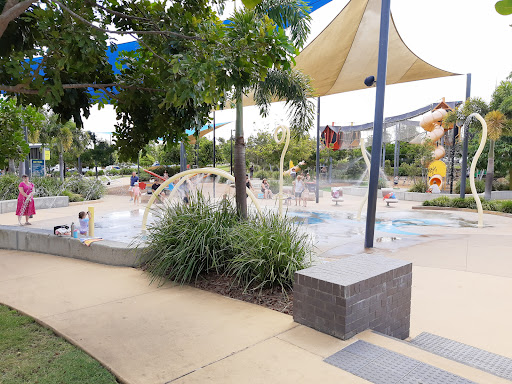 Splash 'n' Play Adventure Park | Playground in South Ripley ...